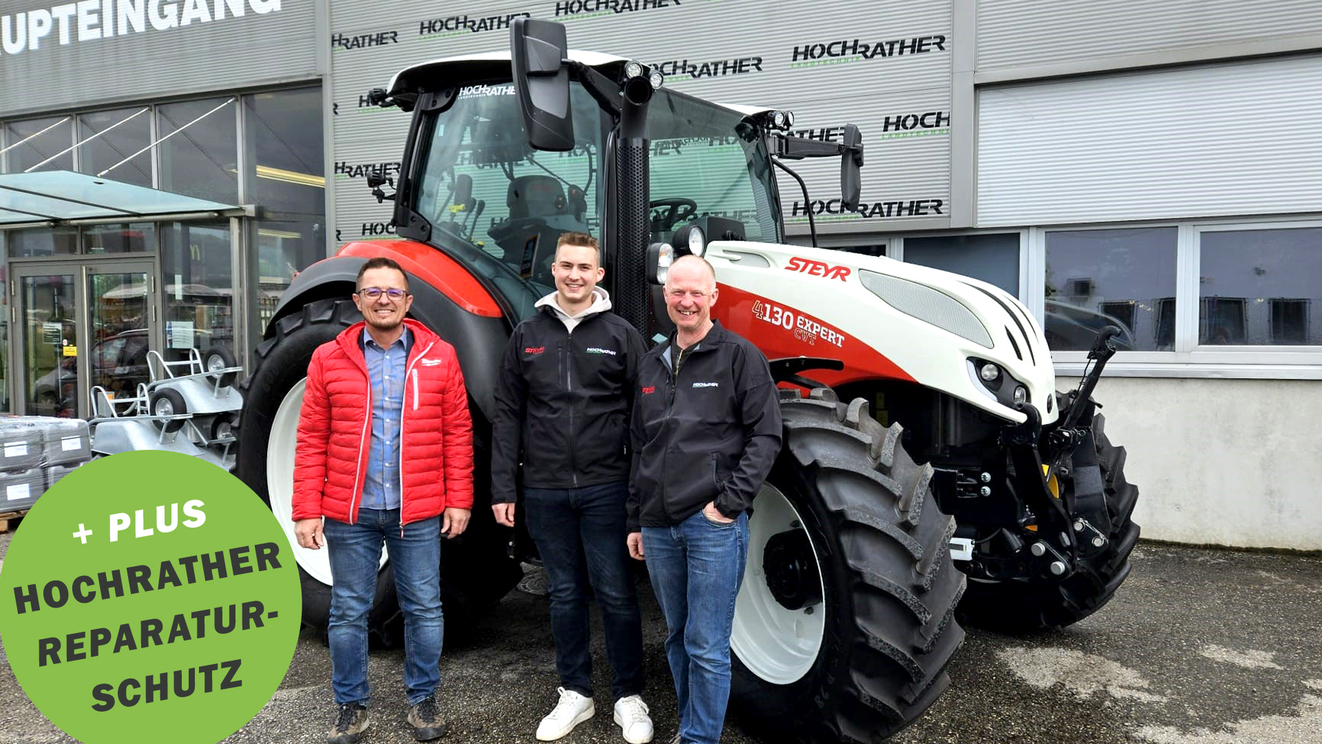 Traktor-Übergabe an Familie Binder – Hochrather Landtechnik GmbH – Webshop